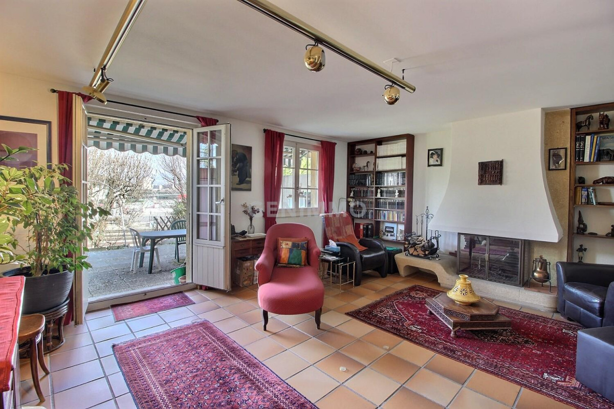 Pour Investisseur VIAGER 7 pièces 150 m2 à Lancy