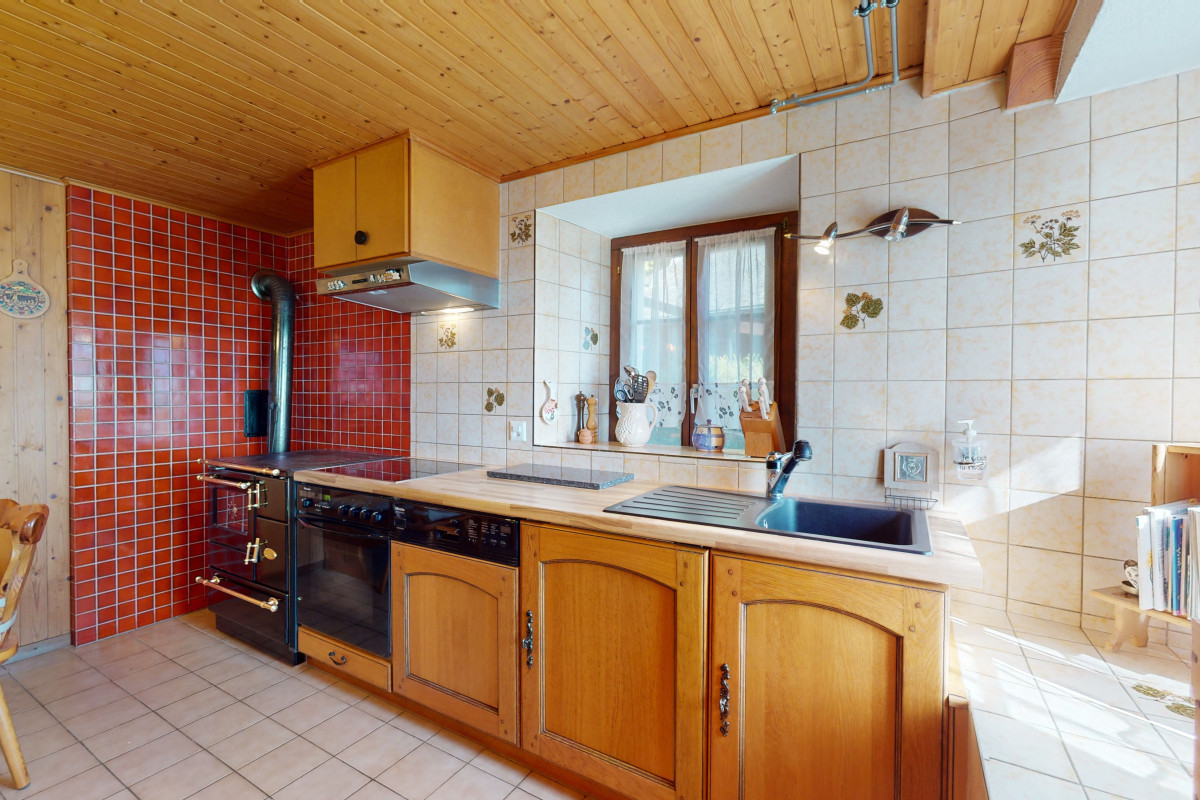 Maison rénovée de 4,5 pièces - Les Posses-sur-Bex 4.5 pièces 106 m2